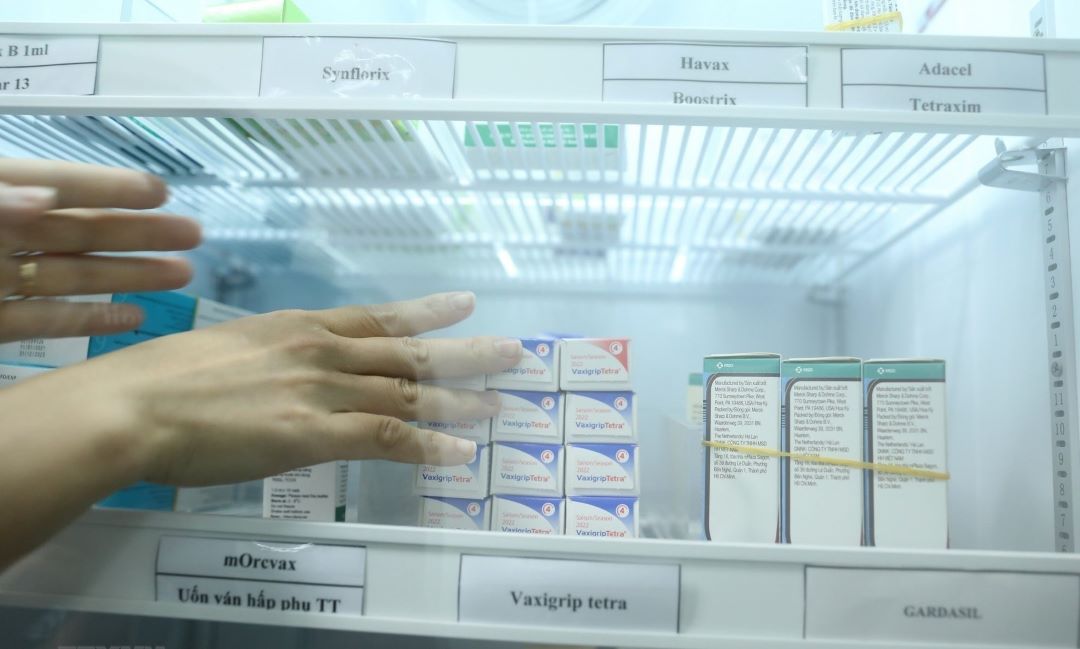 Bộ Y tế đề nghị làm rõ trách nhiệm trong vụ tiêm vaccine hết hạn cho ...