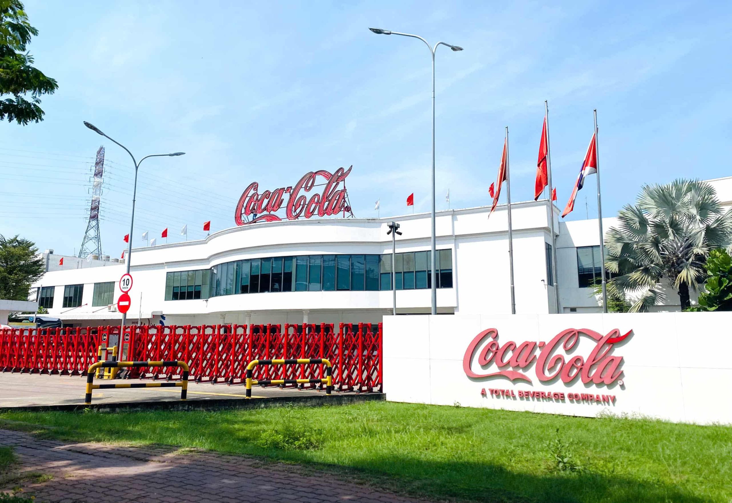 Tòa bác đơn kiện, Coca-Cola vẫn bị truy thu thuế hơn 821 tỉ đồng